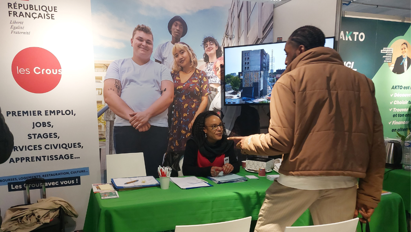 Le Cnous et les Crous Franciliens au salon de l’emploi « Paris pour l ...